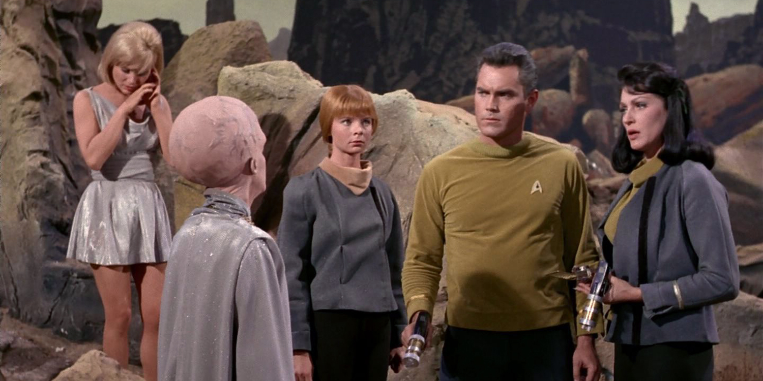 Star Trek: Pilot Episode 01 (1964): The Cage – Military Gogglebox