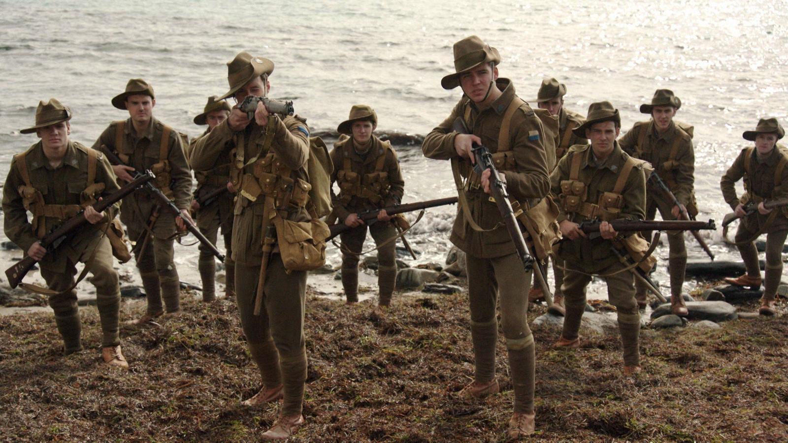 Deadline Gallipoli: The Full Story (2015) – Military Gogglebox