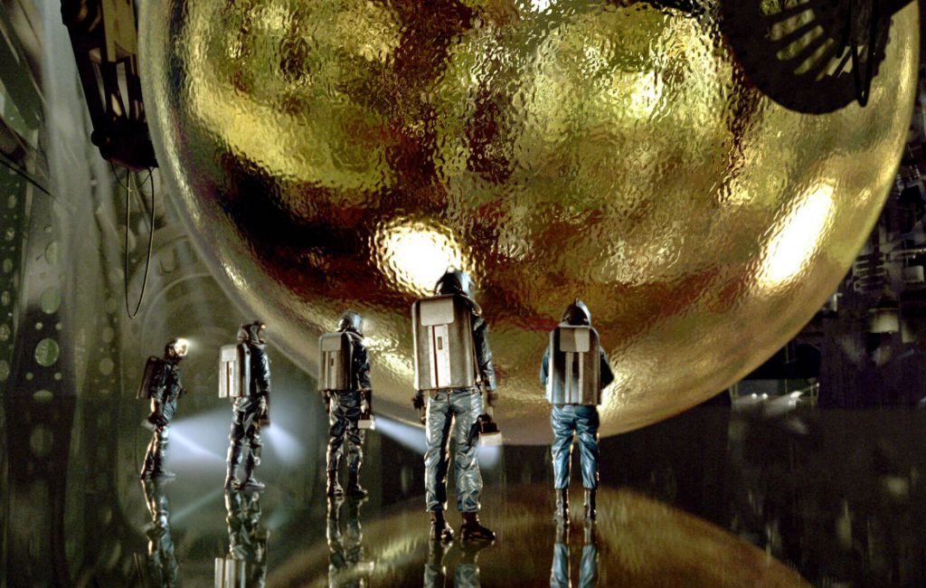 Sphere (1998) – Military Gogglebox
